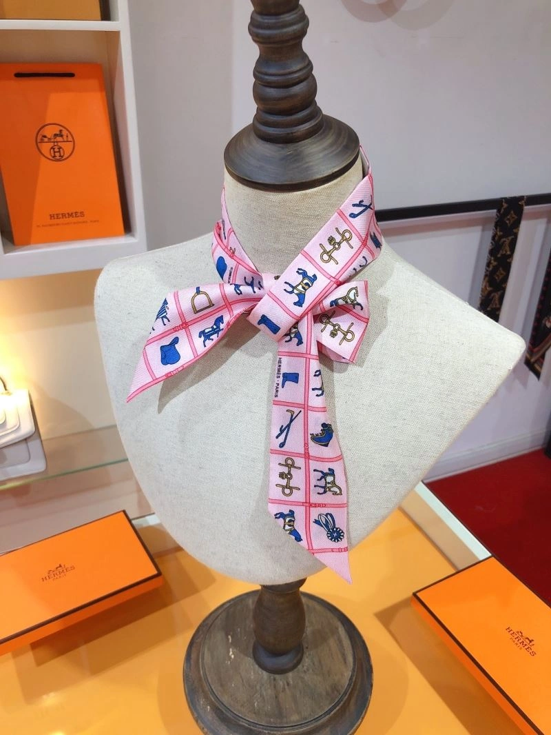 Accurate model Hermes Silk