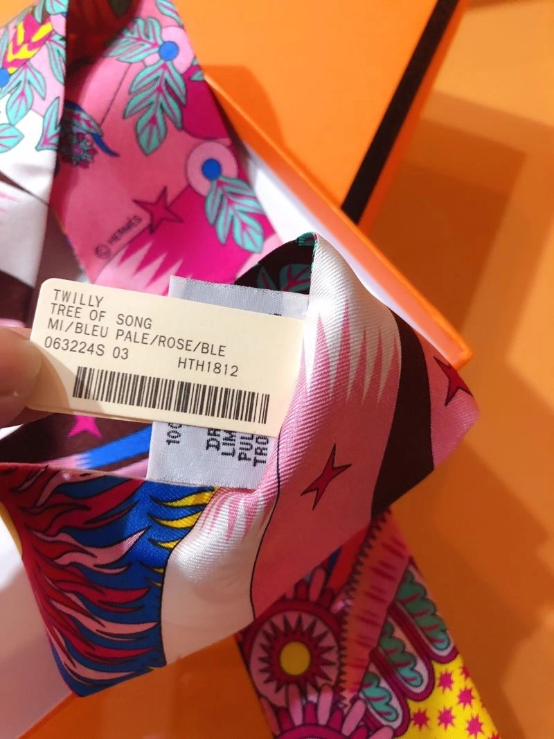 Value-priced Hermes Silk