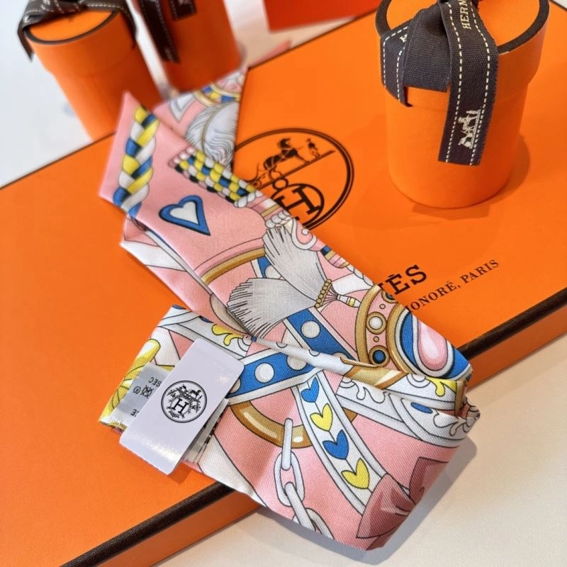 Exact replica Hermes Silk