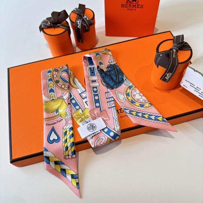 Exact replica Hermes Silk