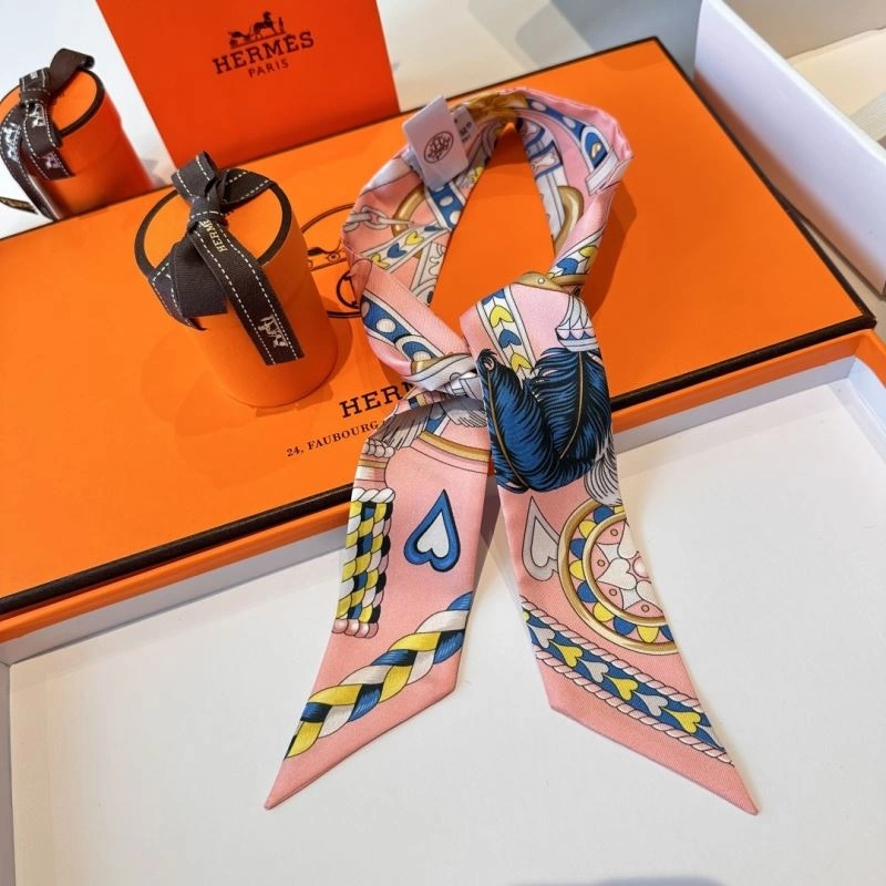 Exact replica Hermes Silk
