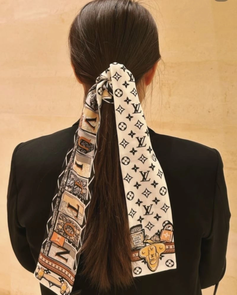 Hermes Silk