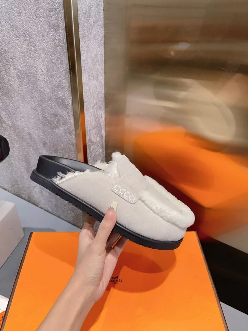 Value-priced Hermes Slippers