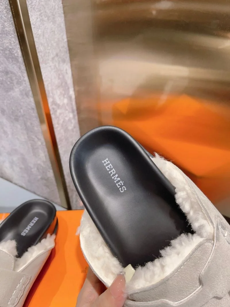 Value-priced Hermes Slippers