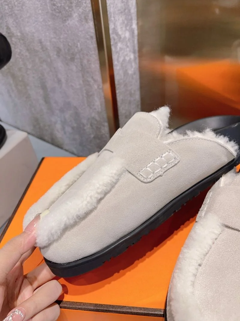 Value-priced Hermes Slippers