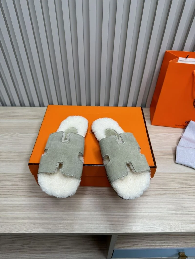 Hermes Slippers