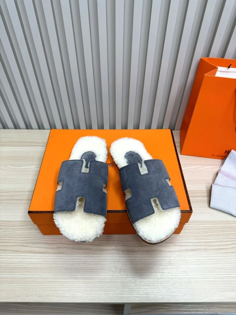 Hermes Slippers