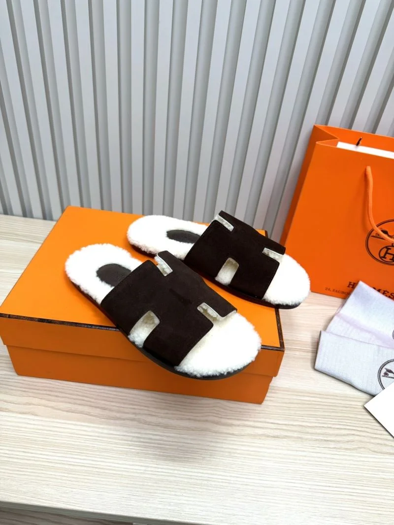 Discounted Hermes Slippers