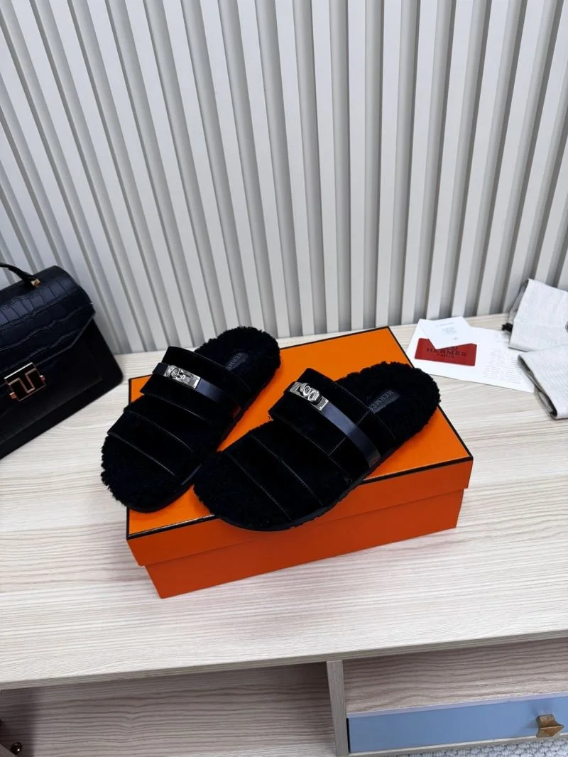 Bargain Hermes Slippers