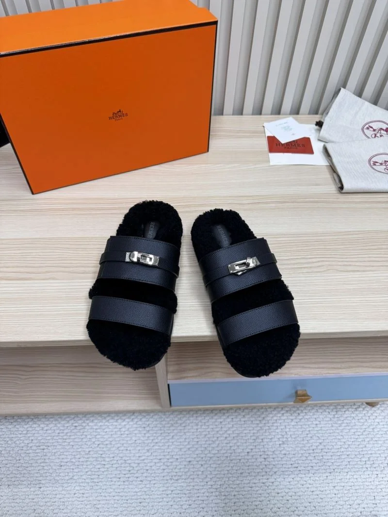 Hermes Slippers