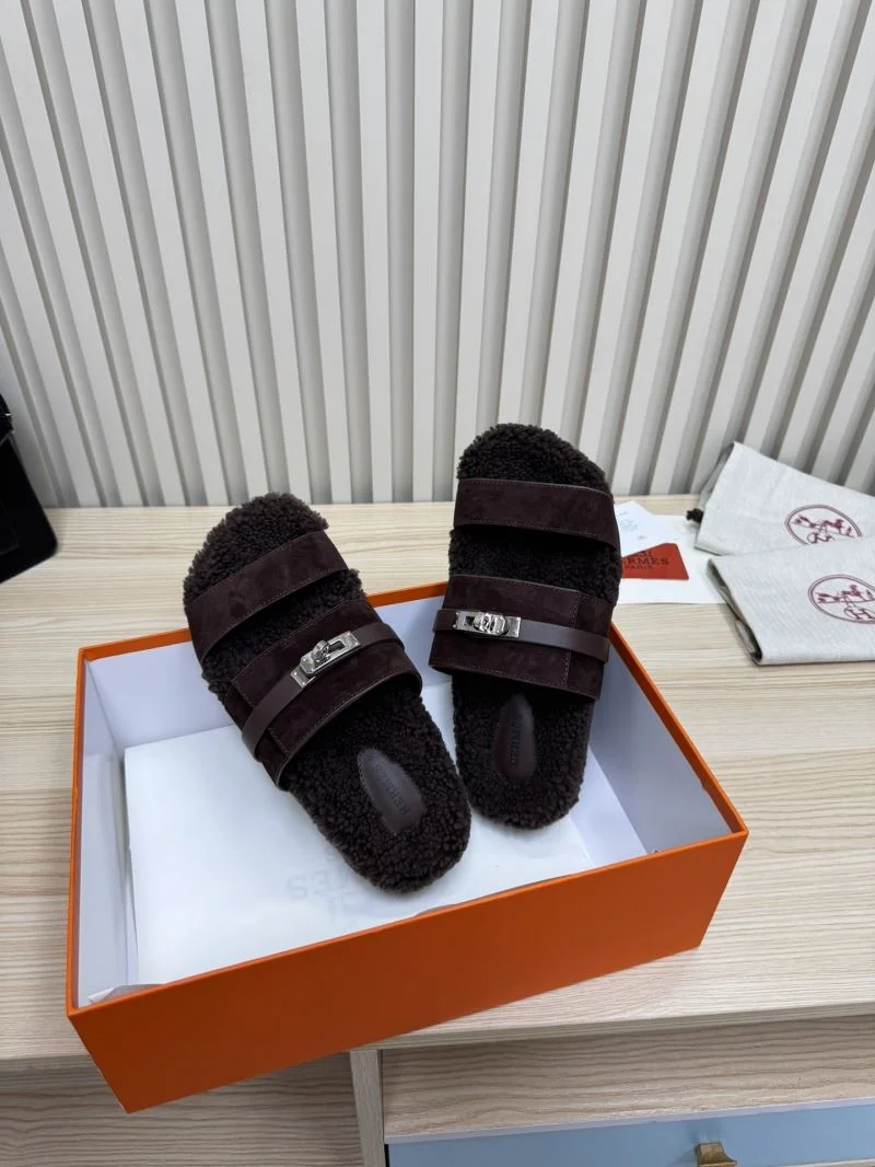Cut-rate Hermes Slippers