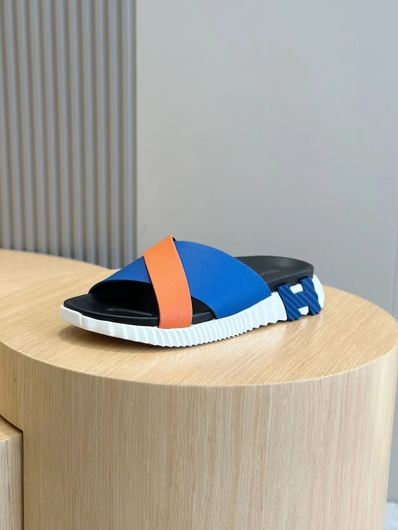 Low-cost Hermes Slippers