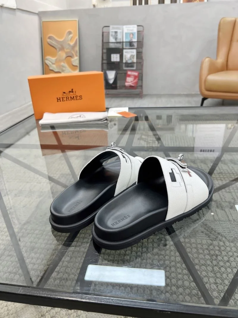 Cut-rate Hermes Slippers