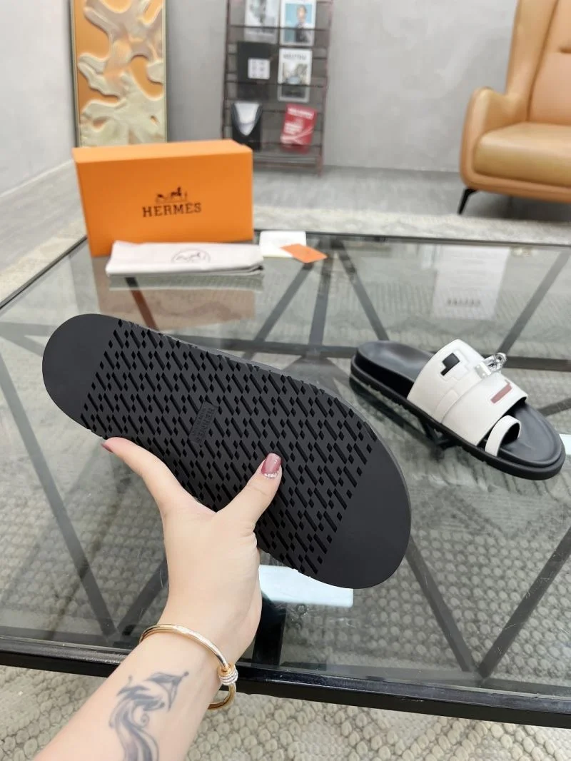 Cut-rate Hermes Slippers