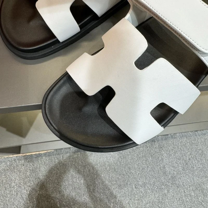 Inexpensive Hermes Slippers