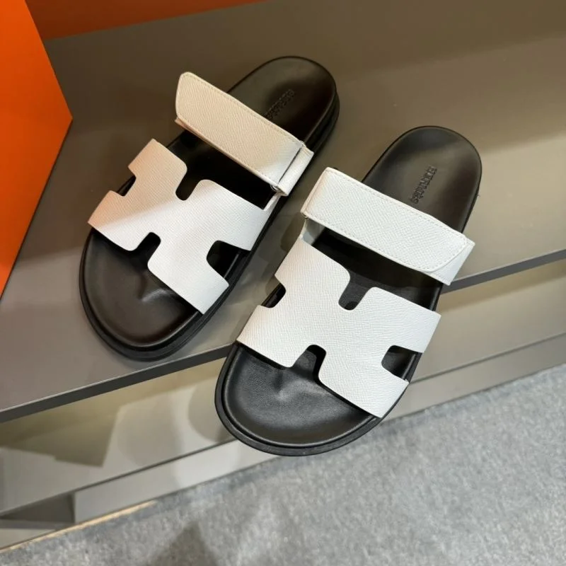 Accurate model Hermes Slippers
