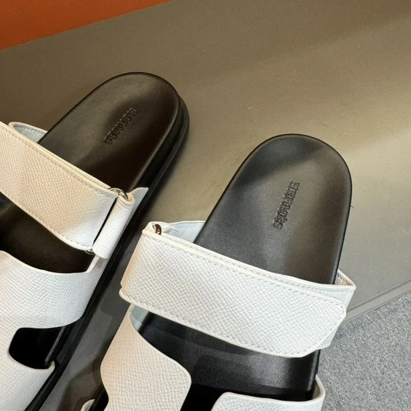 Accurate model Hermes Slippers