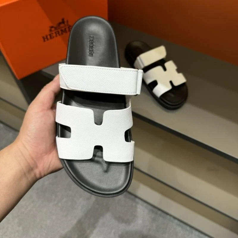 Accurate model Hermes Slippers