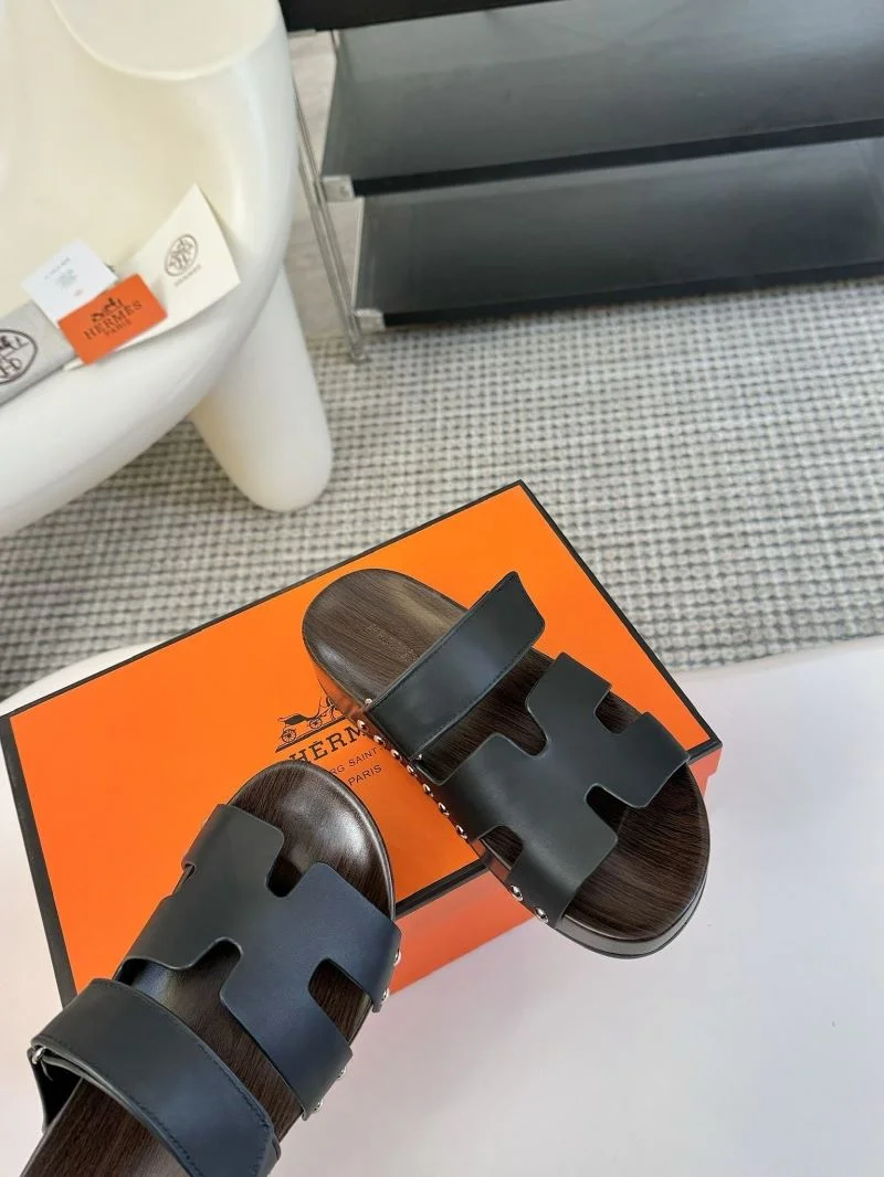 Cut-rate Hermes Slippers