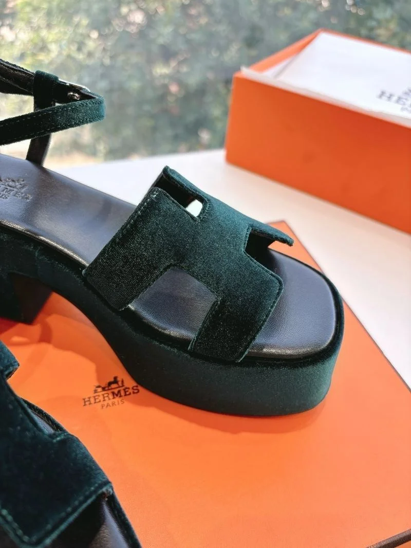 Brand-authenticated Hermes Slippers