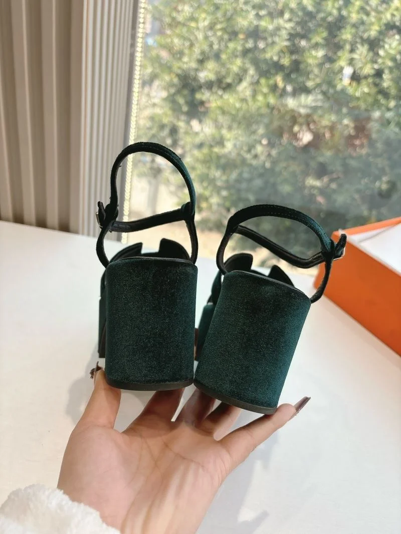Brand-authenticated Hermes Slippers