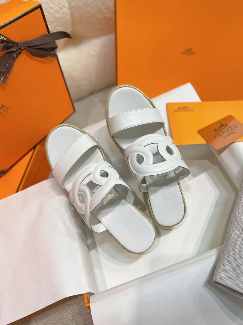 Value-priced Hermes Slippers