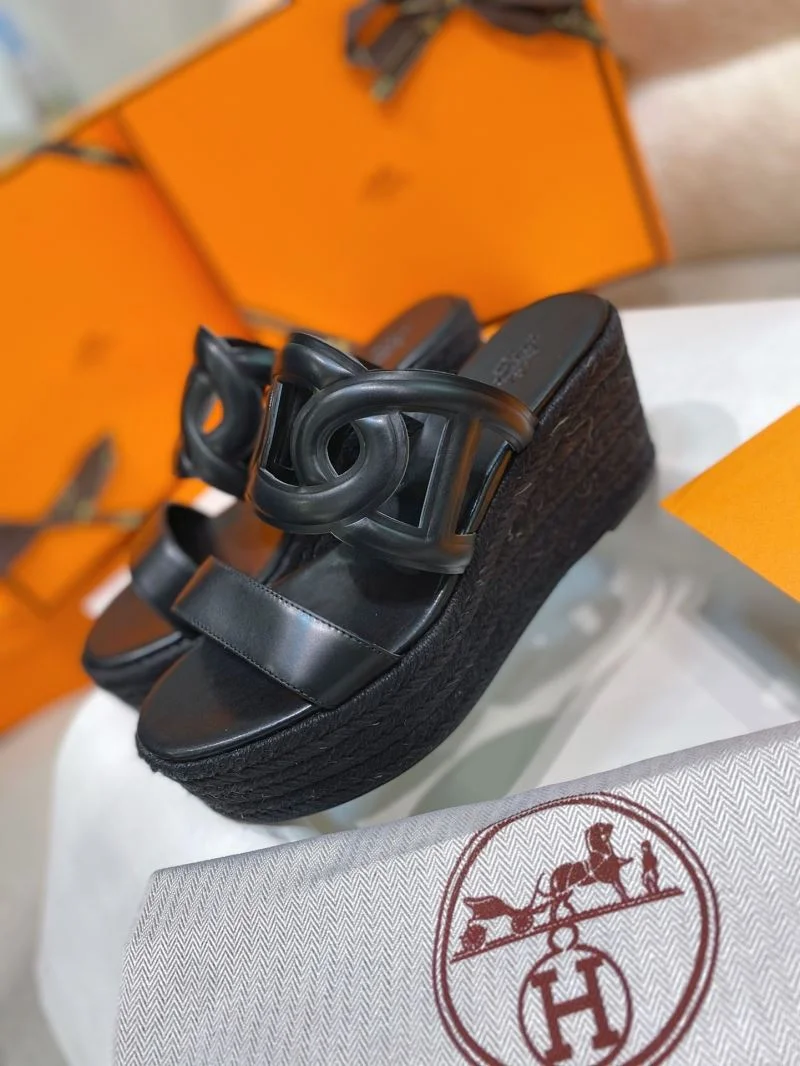 Reasonably priced Hermes Slippers