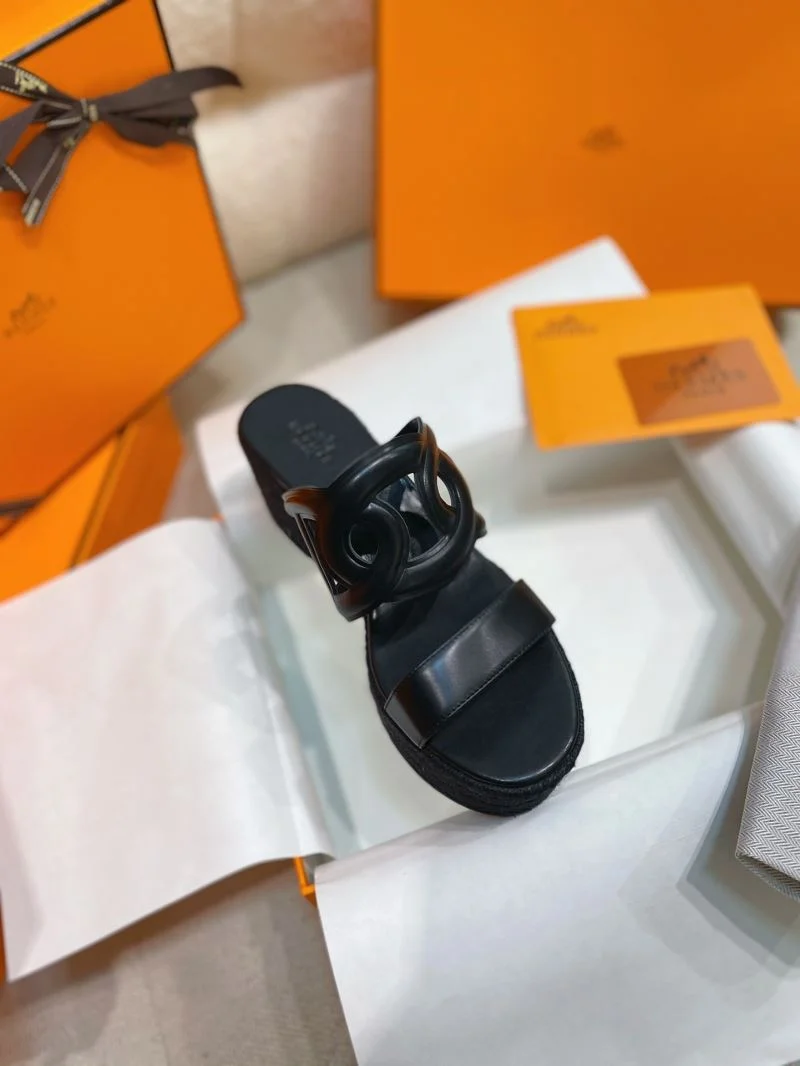 Reasonably priced Hermes Slippers