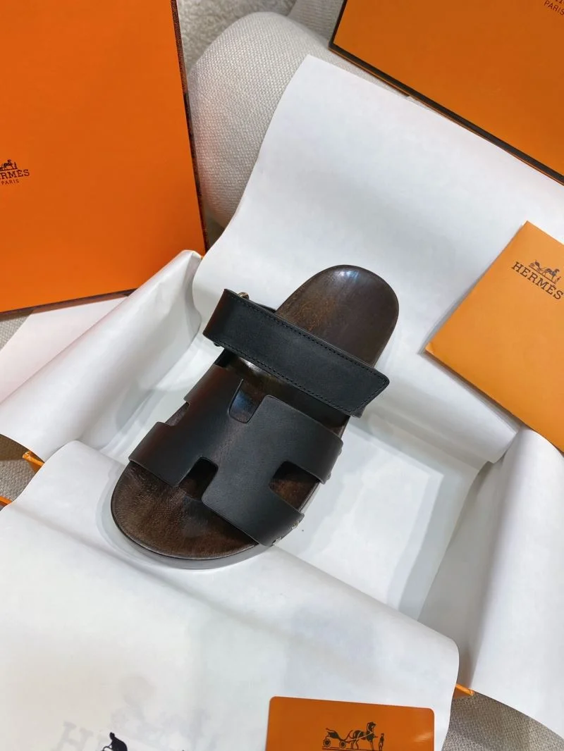 Accurate model Hermes Slippers