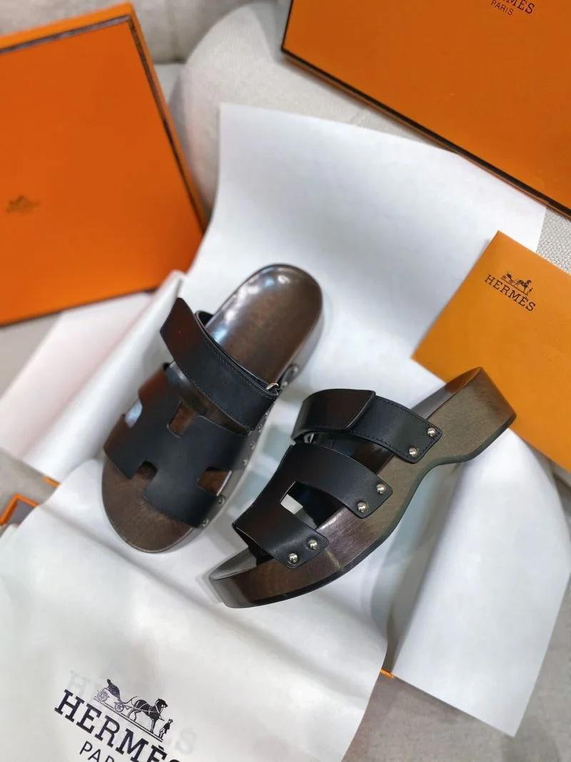Accurate model Hermes Slippers
