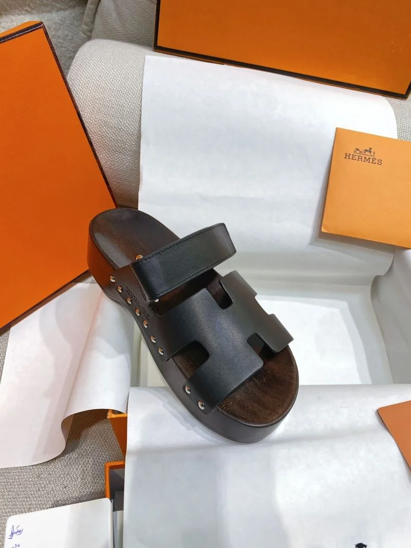 Accurate model Hermes Slippers
