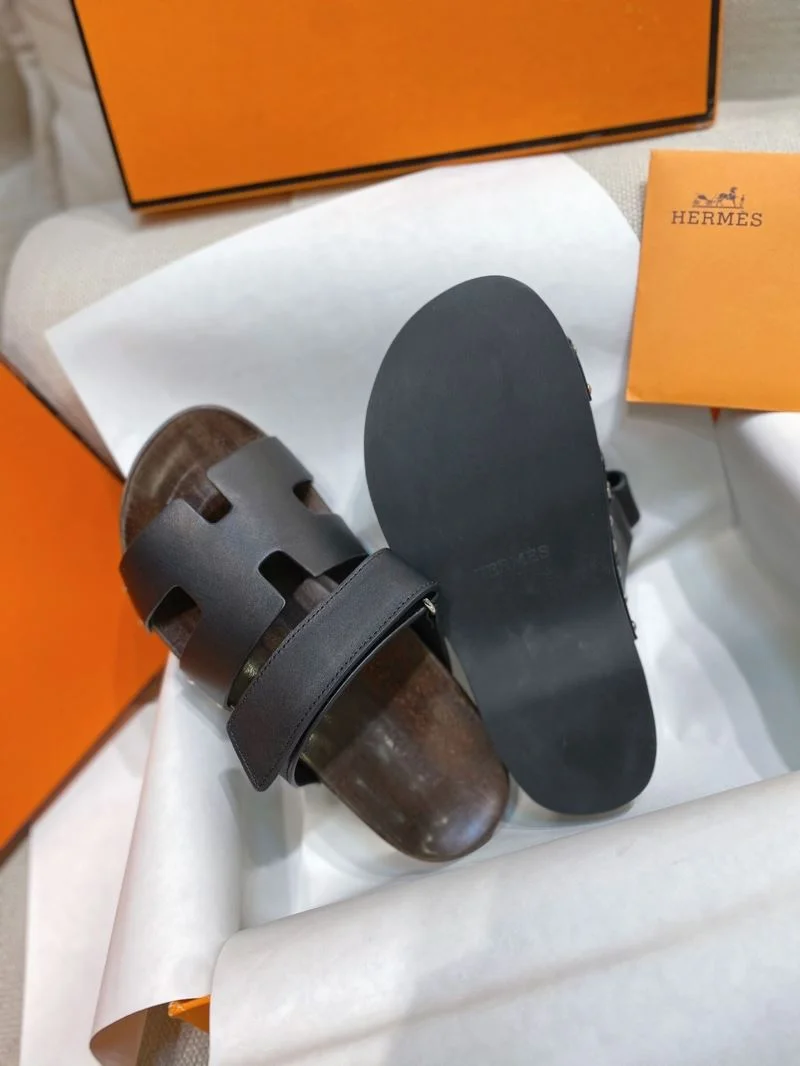 Accurate model Hermes Slippers