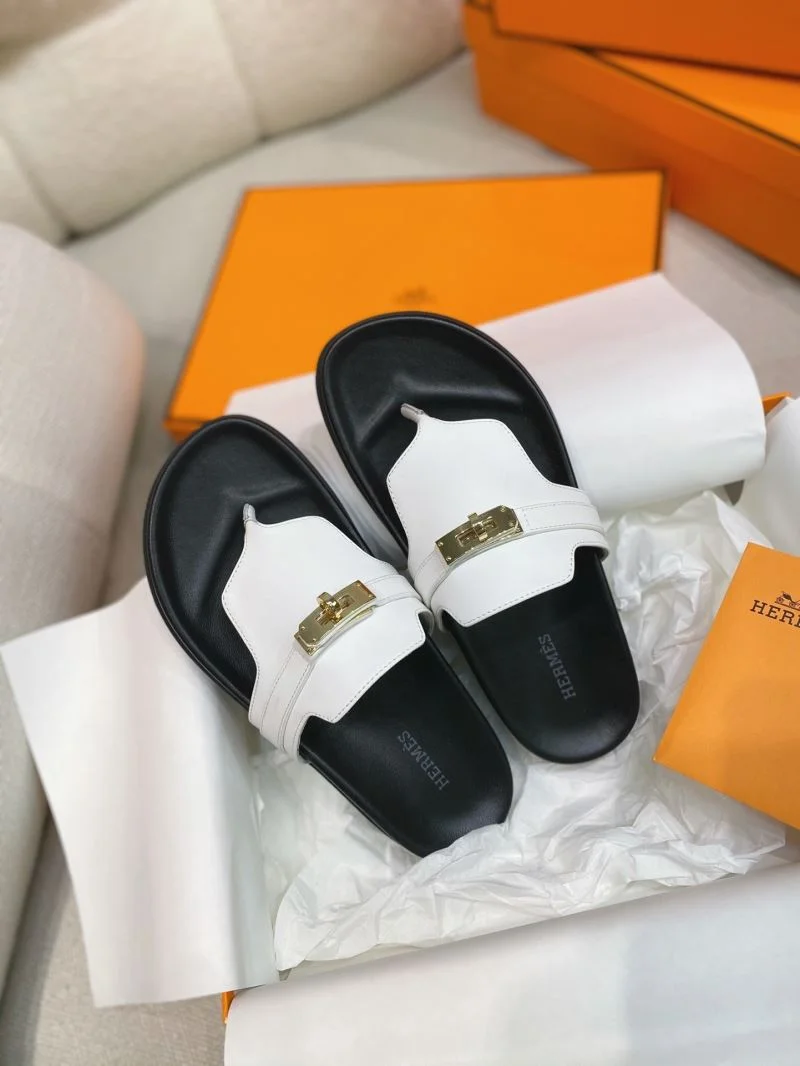 Inexpensive Hermes Slippers