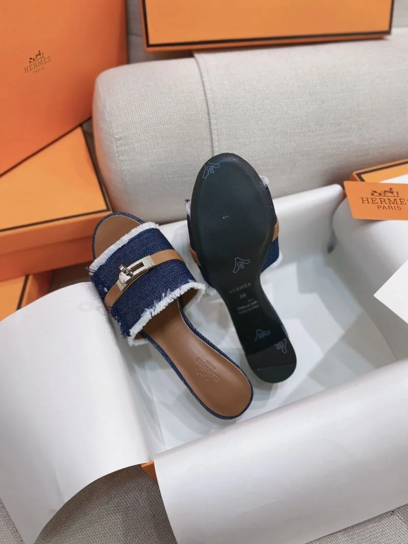 Value-priced Hermes Slippers