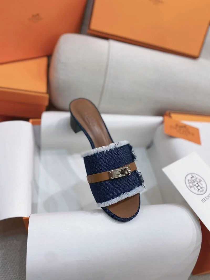 Value-priced Hermes Slippers