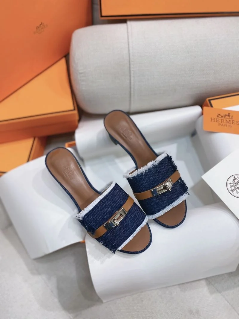 Value-priced Hermes Slippers