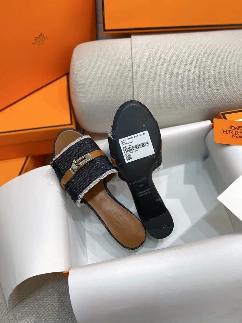 Reasonably priced Hermes Slippers