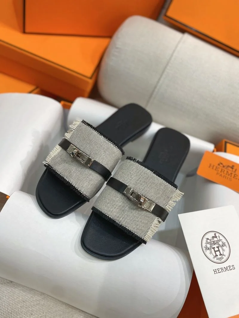 Budget-friendly Hermes Slippers