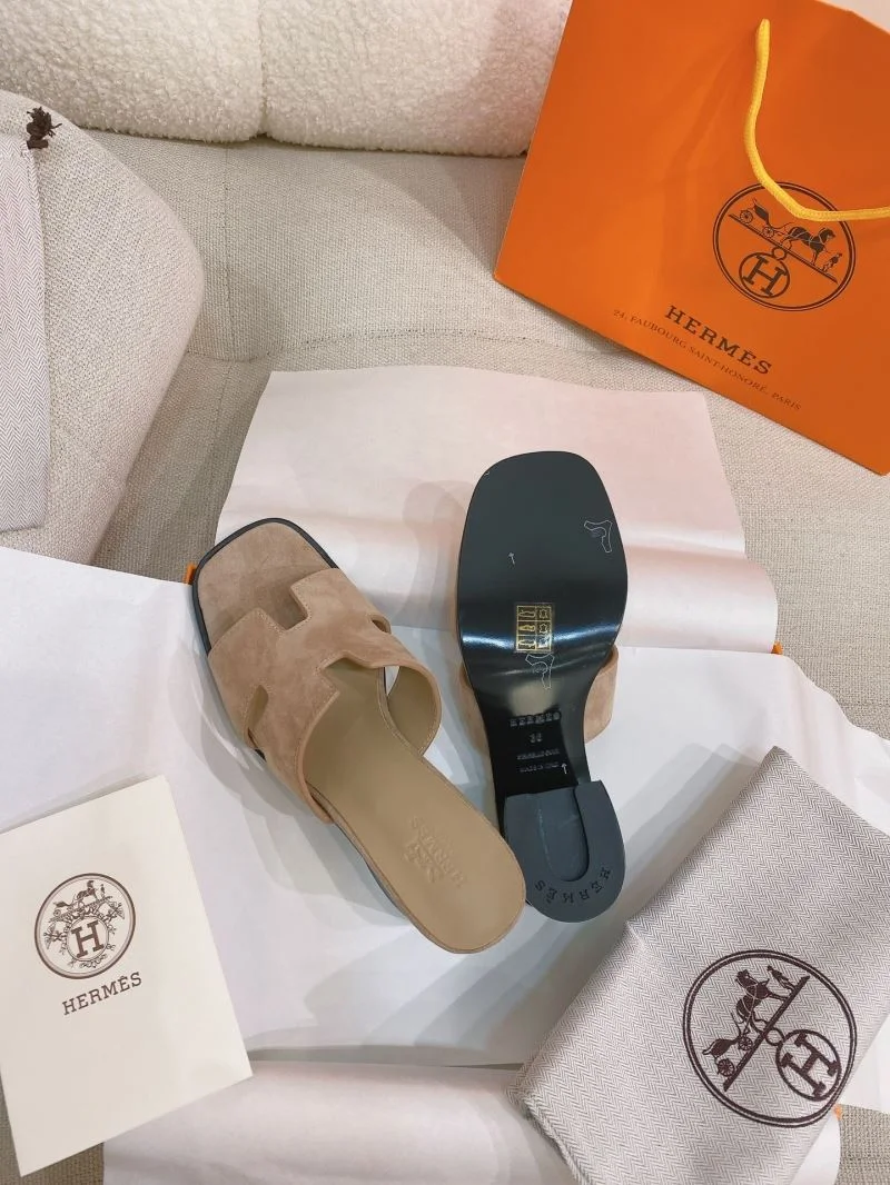 Accurate model Hermes Slippers