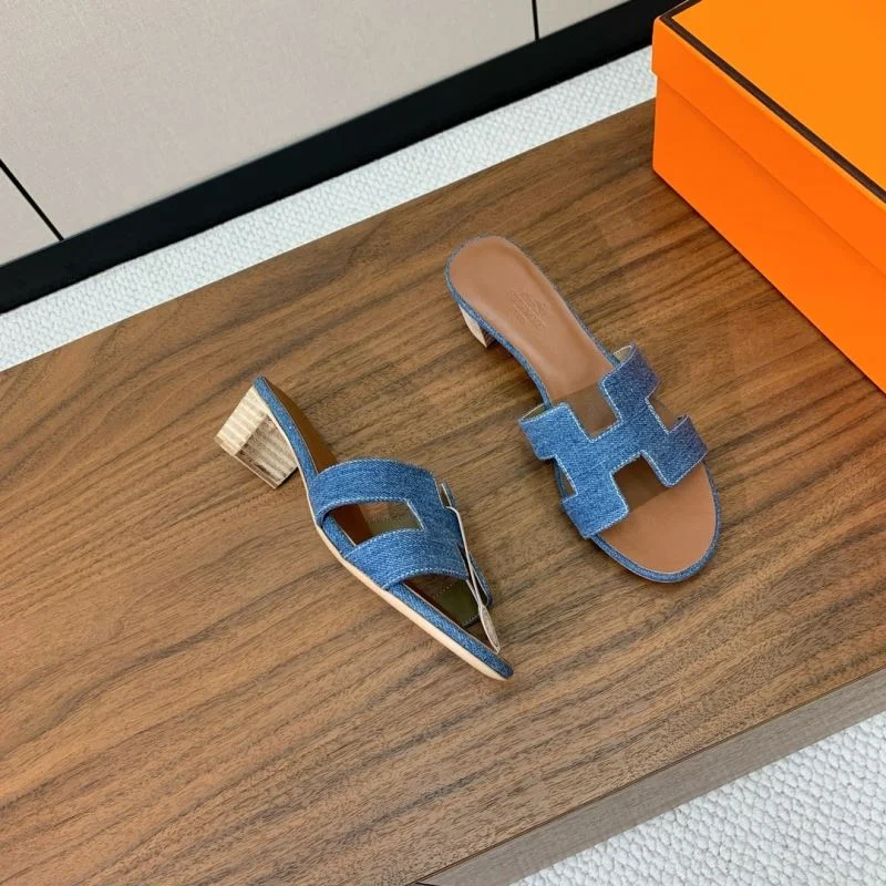 Low-cost Hermes Slippers