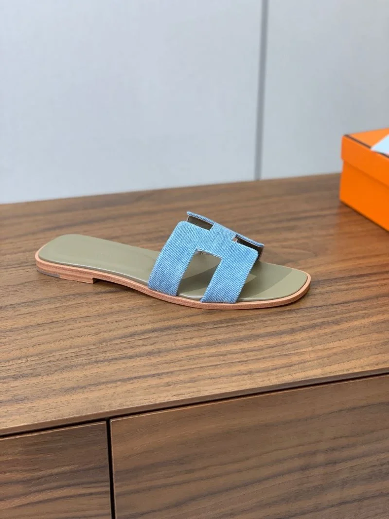 Inexpensive Hermes Slippers