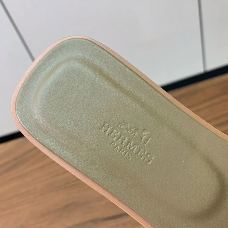 Inexpensive Hermes Slippers