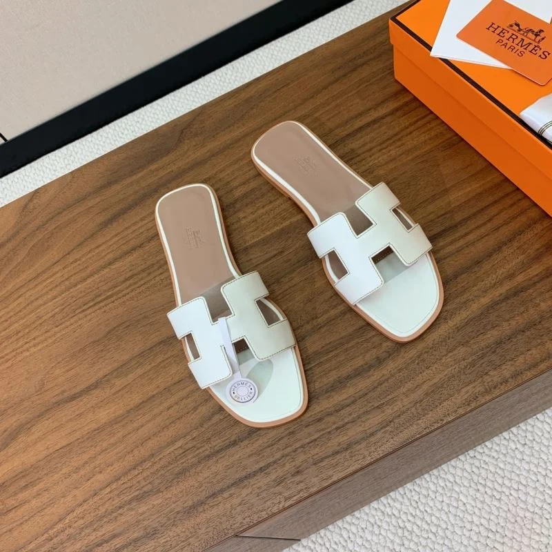 Cut-rate Hermes Slippers