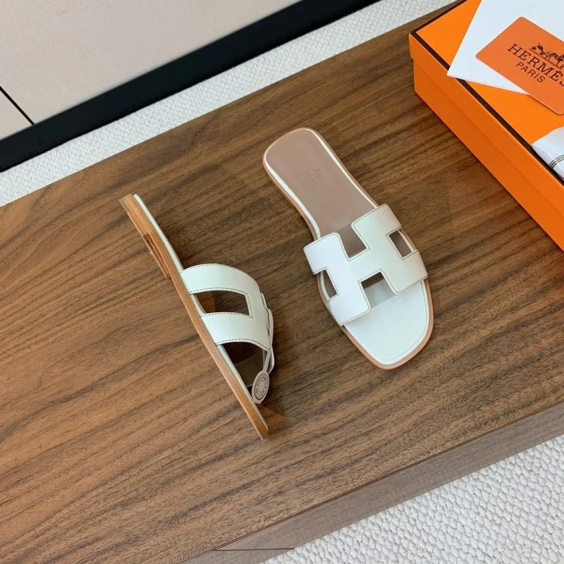 Cut-rate Hermes Slippers