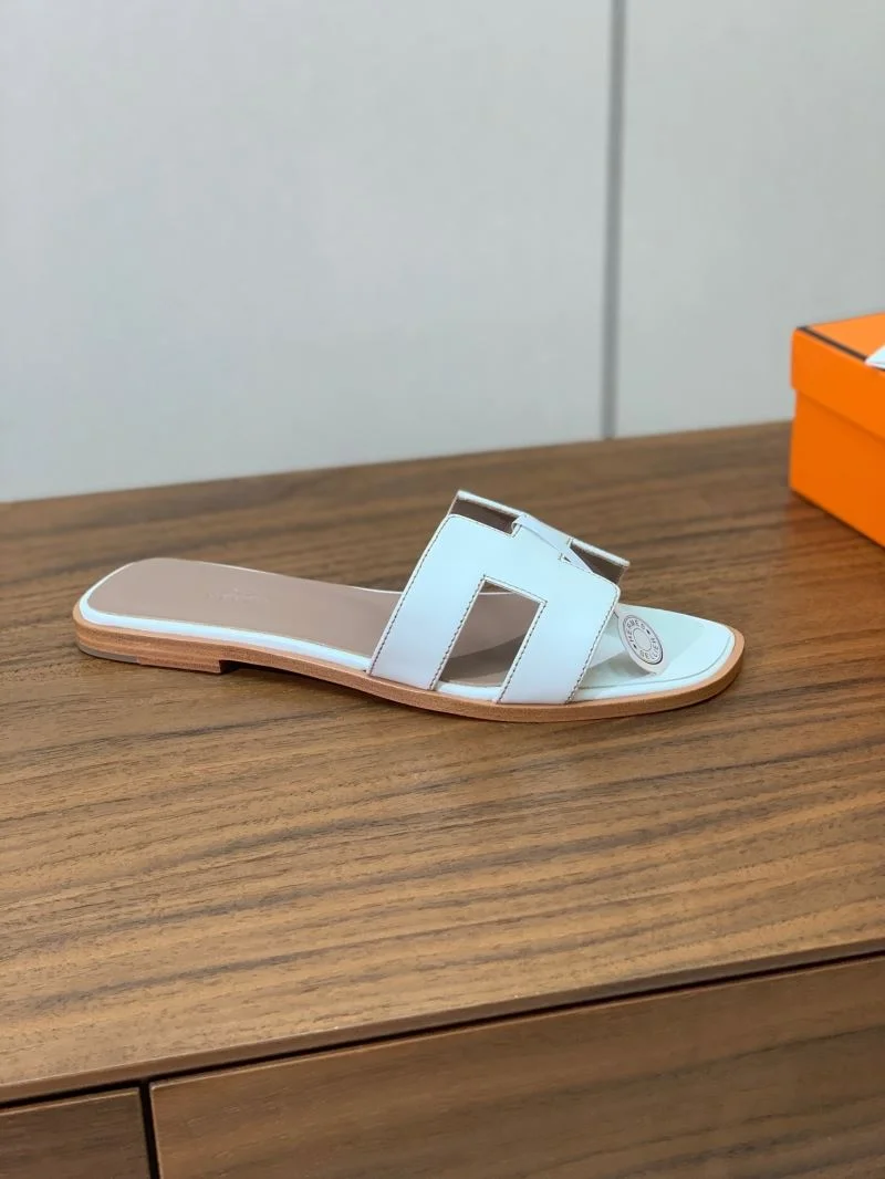 Cut-rate Hermes Slippers