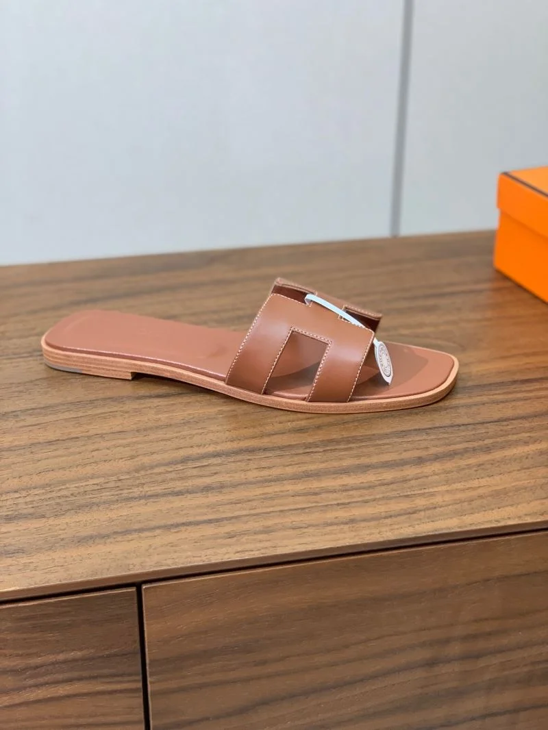 Brand-authenticated Hermes Slippers