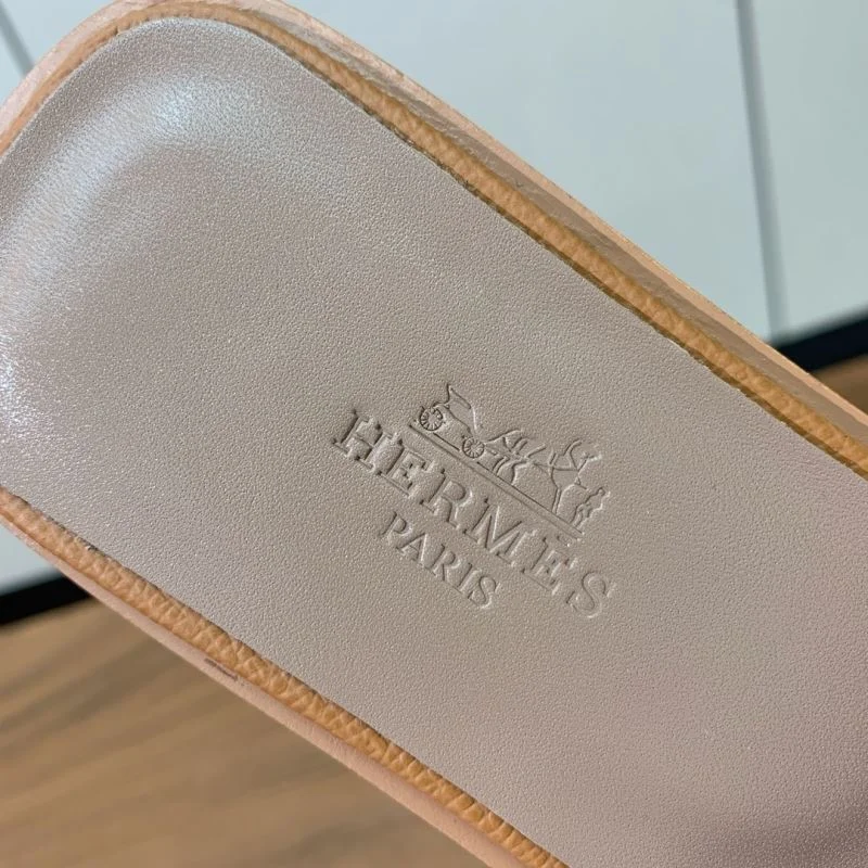 Discounted Hermes Slippers