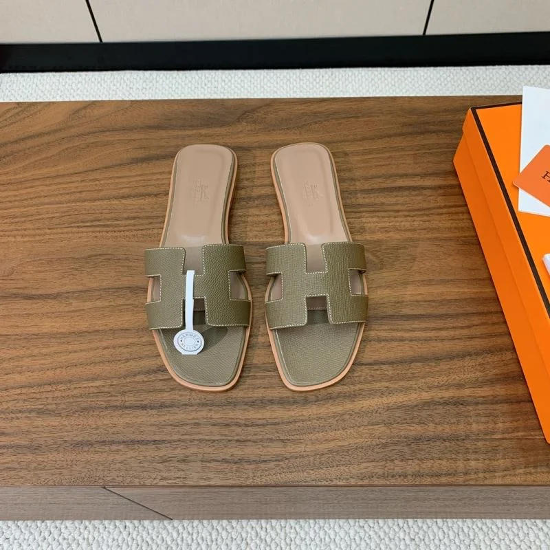 Hermes Slippers