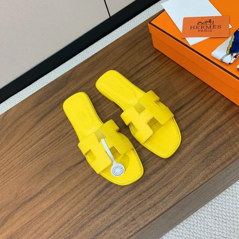 Accurate model Hermes Slippers