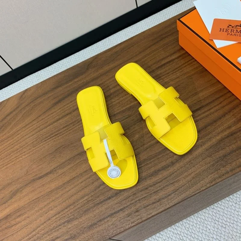 Accurate model Hermes Slippers